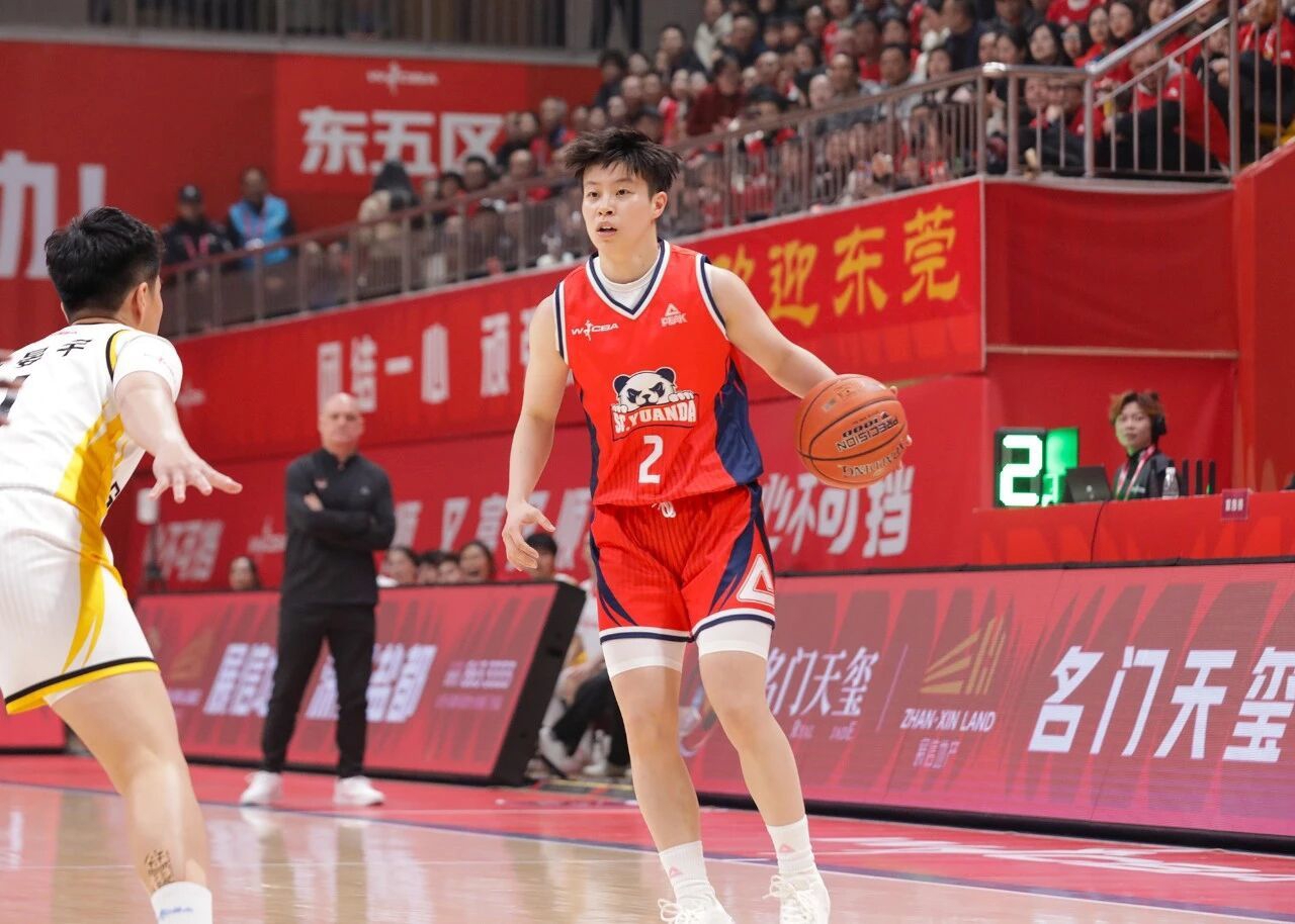 李缘状态复苏助四川女篮力克北京队 豪取七连胜_四川在线